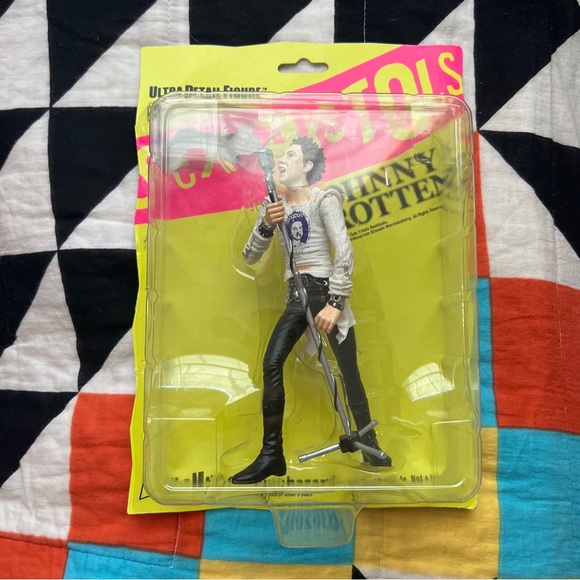 Ultra Detail Figure | Other | Ultra Detail Figure Sex Pistols Johnny ...